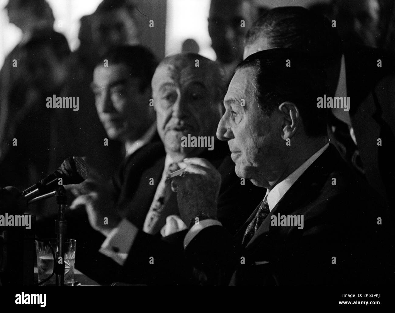 Juan Domingo Peron, homme politique argentin, président, retourne en ...