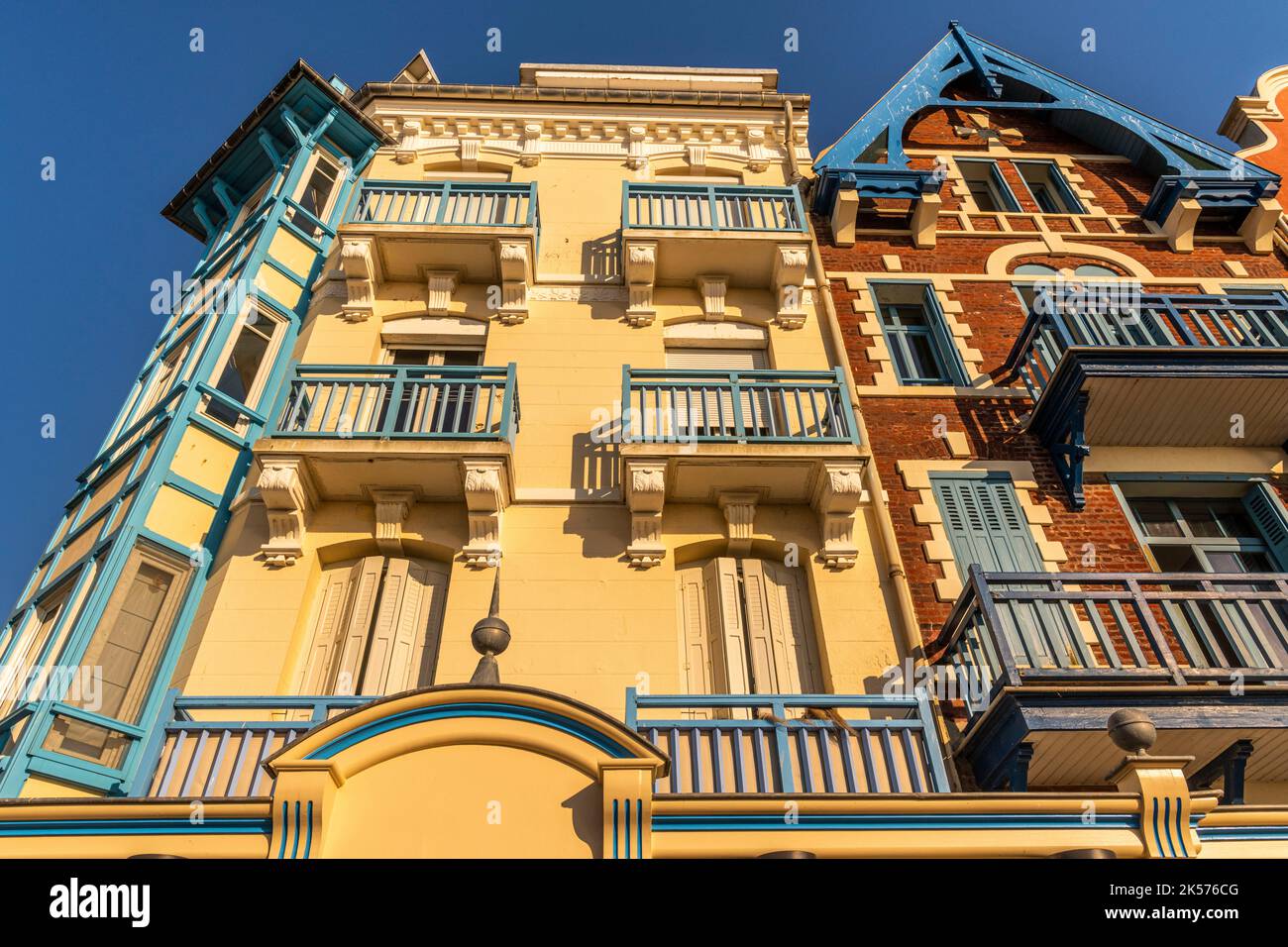 France, somme, Baie de somme, Mers les bains, Station balnéaire, Villas Belle Epoque Photo Stock ...