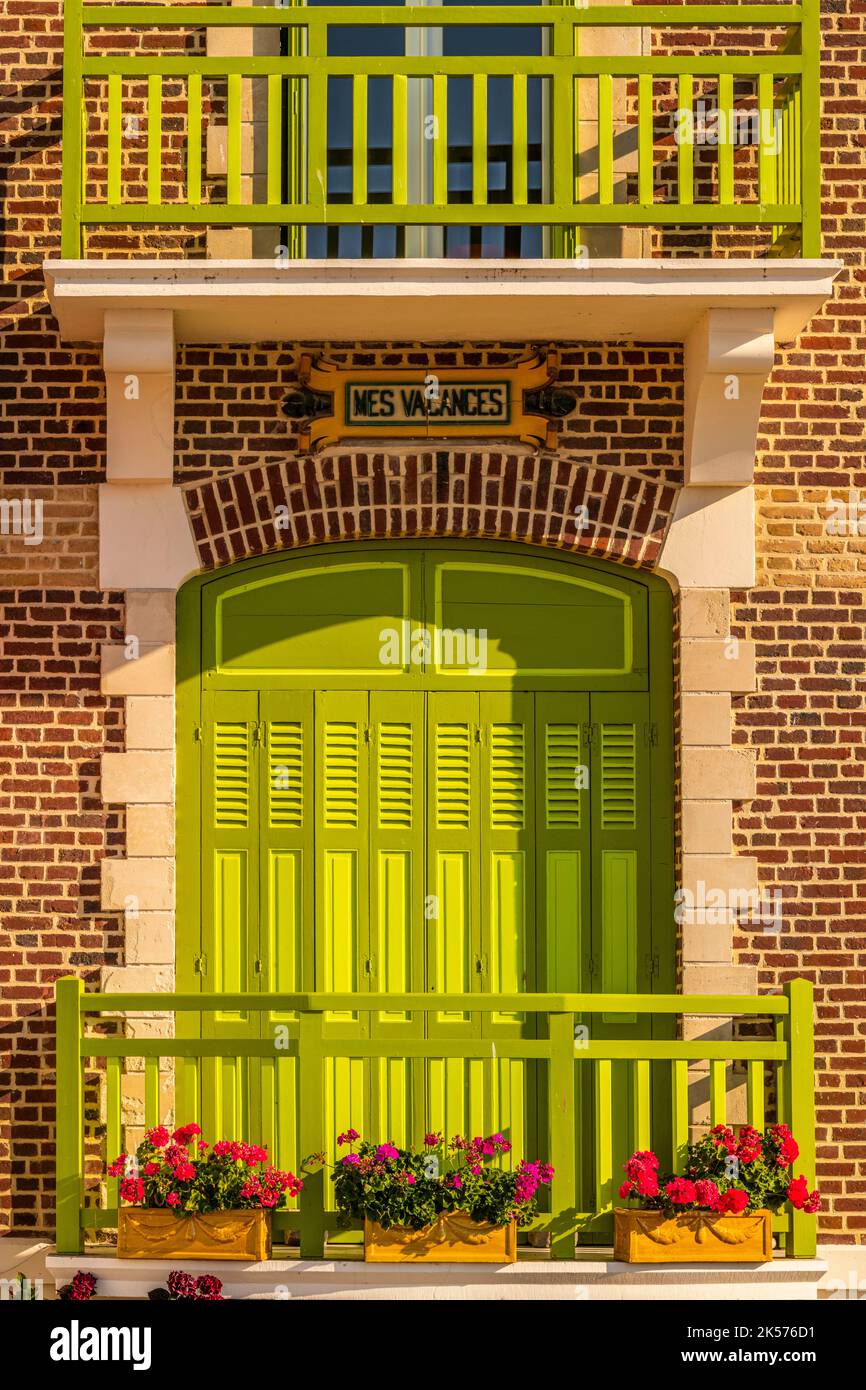 France, somme, Baie de somme, Mers les bains, Station balnéaire, Villas Belle Epoque Photo Stock ...