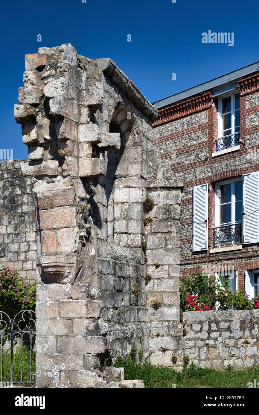 France, Seine Maritime, Veules les Roses, les plus beaux villages de ...