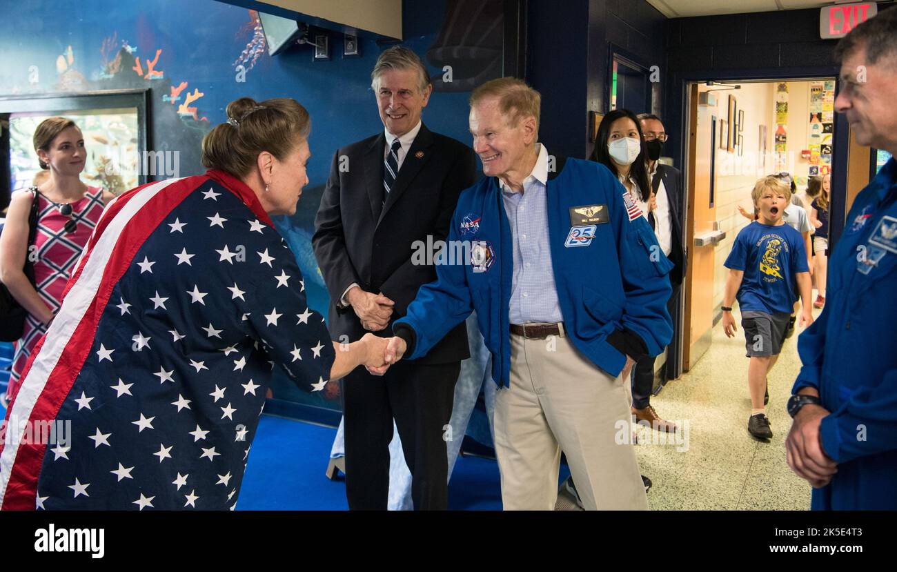 Mary Begley, directrice de l'école élémentaire Arlington Science Focus ...