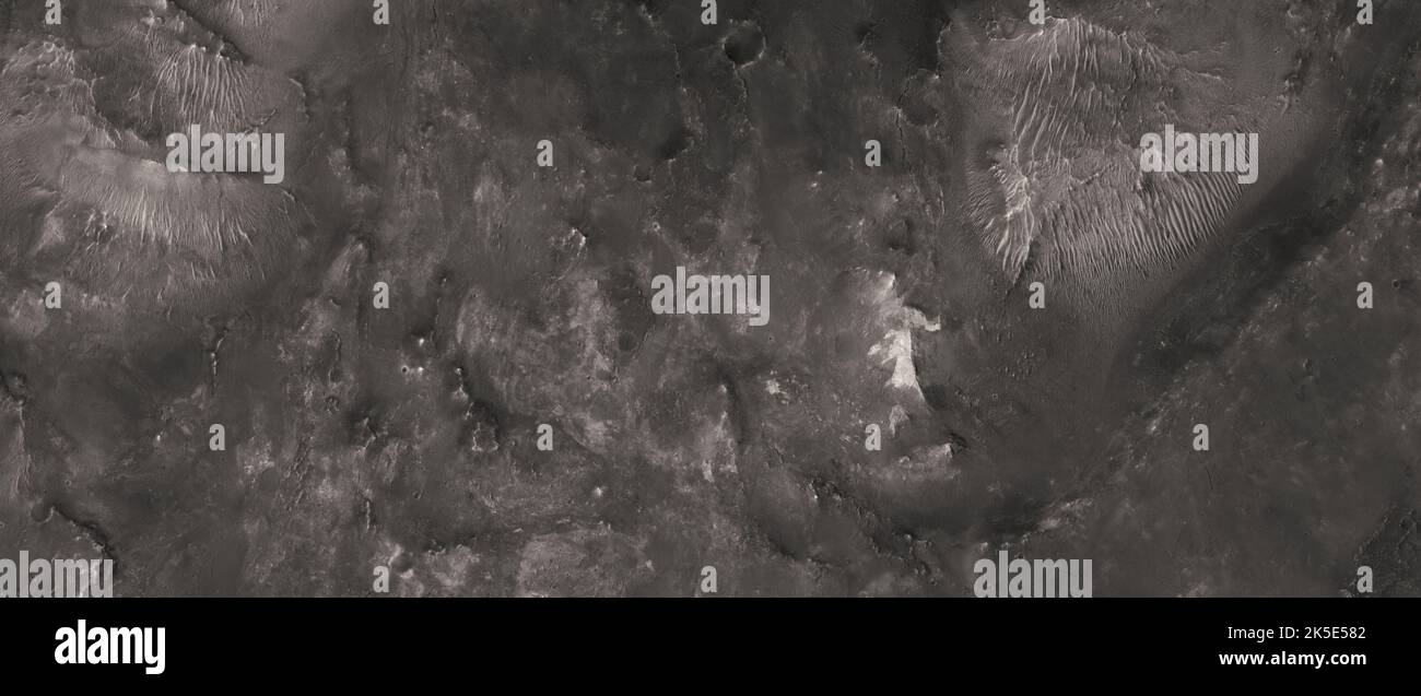 Paysage martien. Cette image HiRISE montre des formes terrestres à la ...