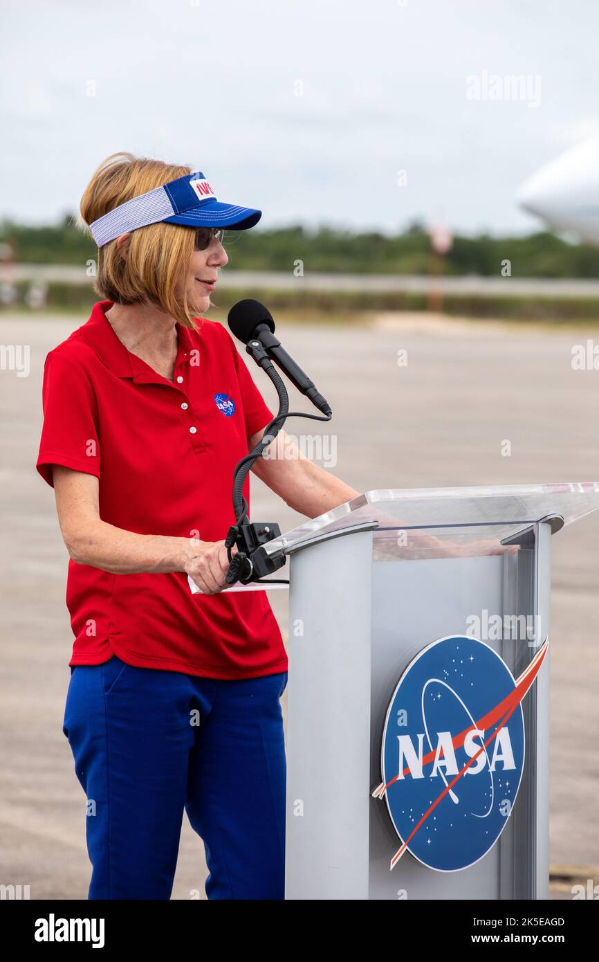 Kathy Lueders, administratrice associée, opérations spatiales, siège de ...