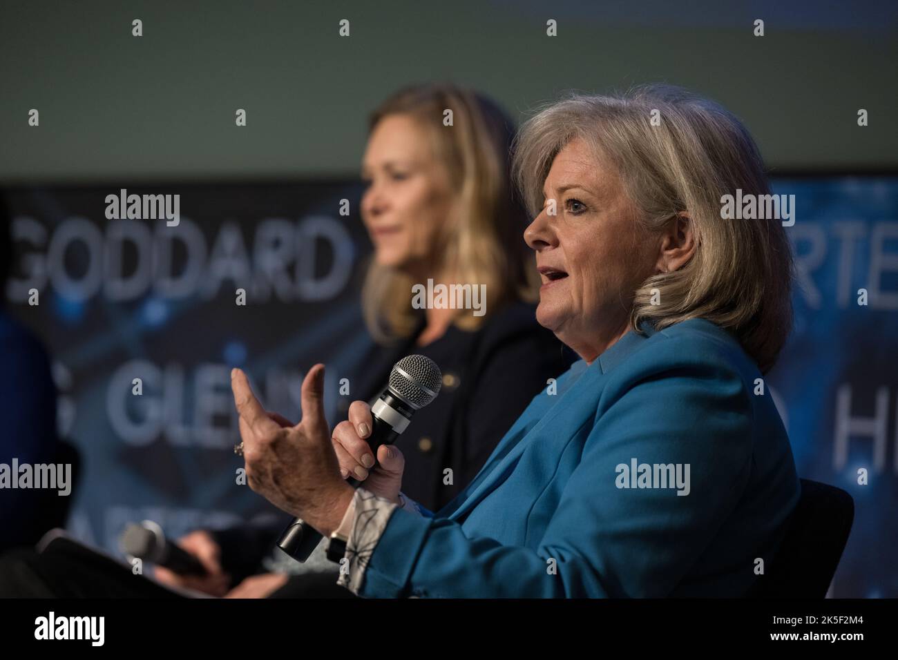 Jody Singer, directrice du Marshall Space Flight Centre, s'exprime sur ...