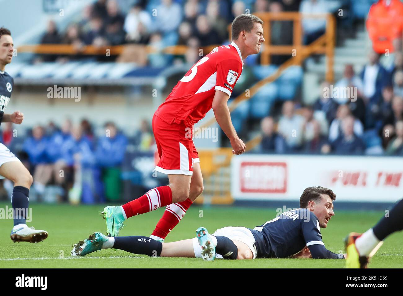 Matthew Hoppe de Middlesbrough réagit à l'arrêt de son tir lors du ...