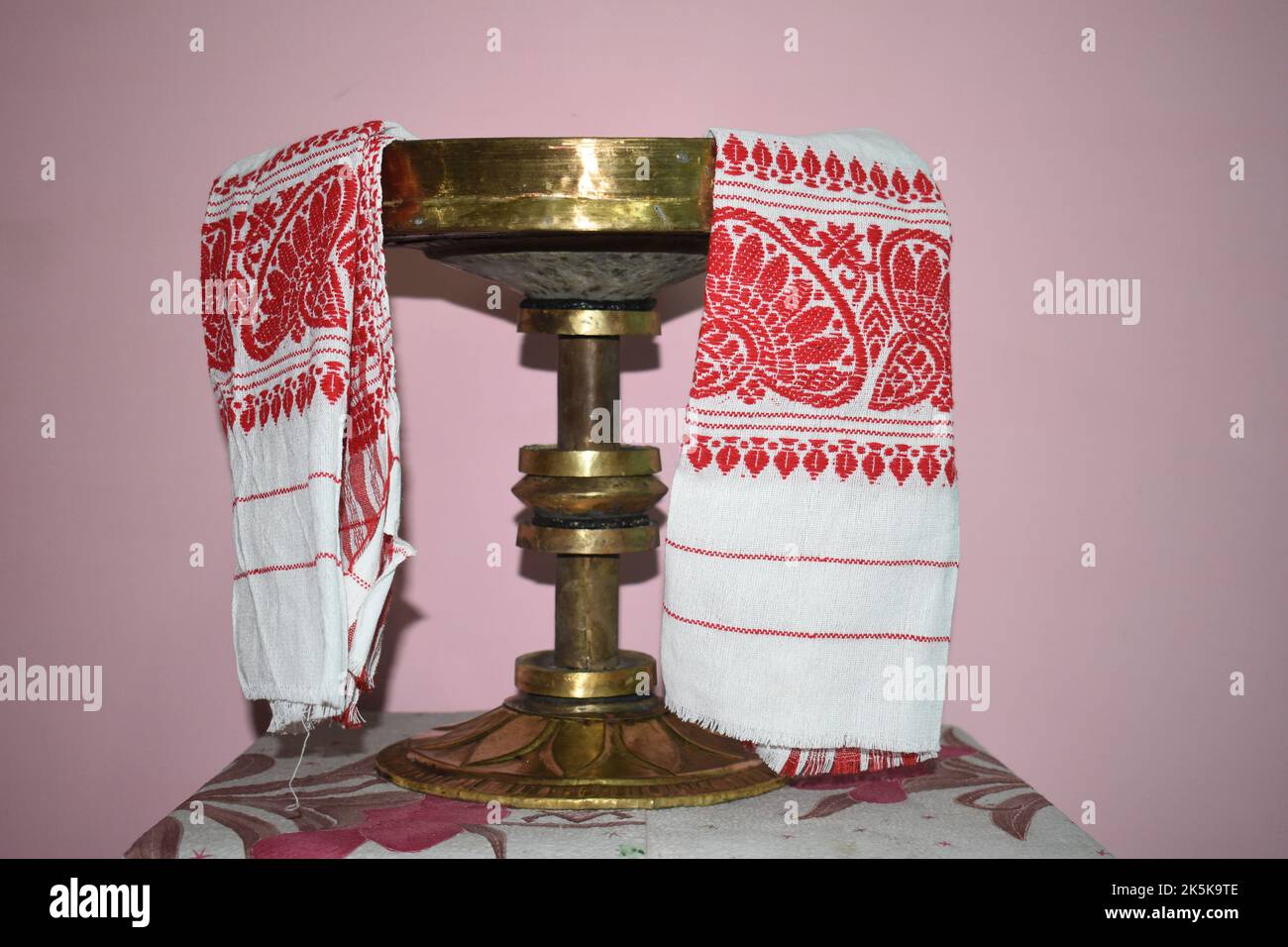 Un Xorai avec un enveloppement de Gamasa sur lui. Xorai est un des ...