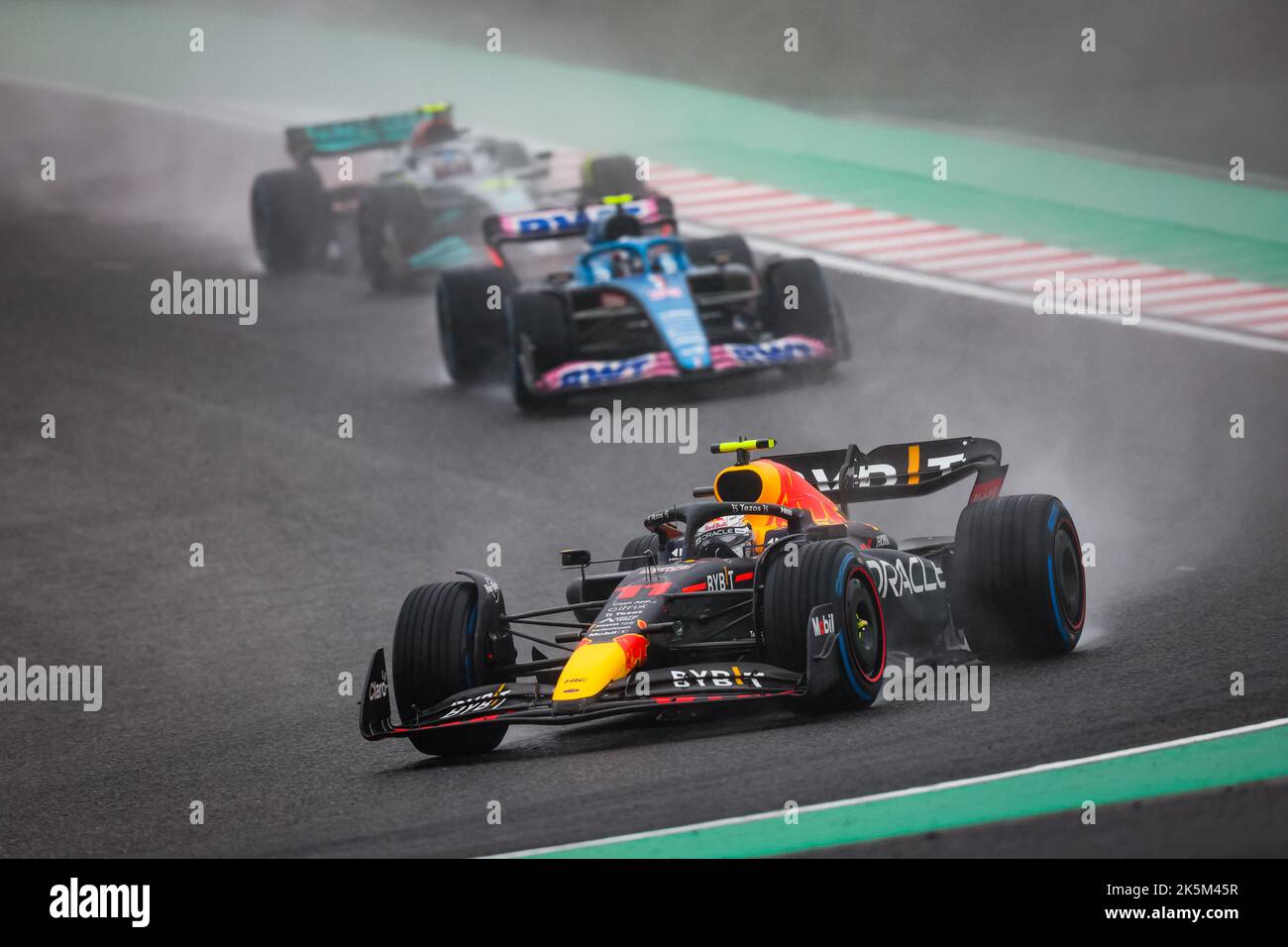 11 PEREZ Sergio (mex), Red Bull Racing RB18, action pendant le Grand Prix japonais de Formule 1 ...