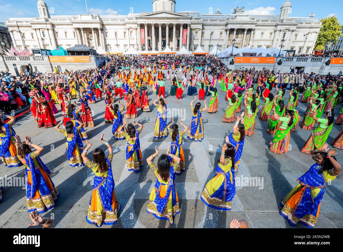 Londres, Royaume-Uni. 9th octobre 2022. Fête de Diwali (festival de ... Londres, Royaume-Uni. 9th octobre 2022. Fête de Diwali (festival de ...