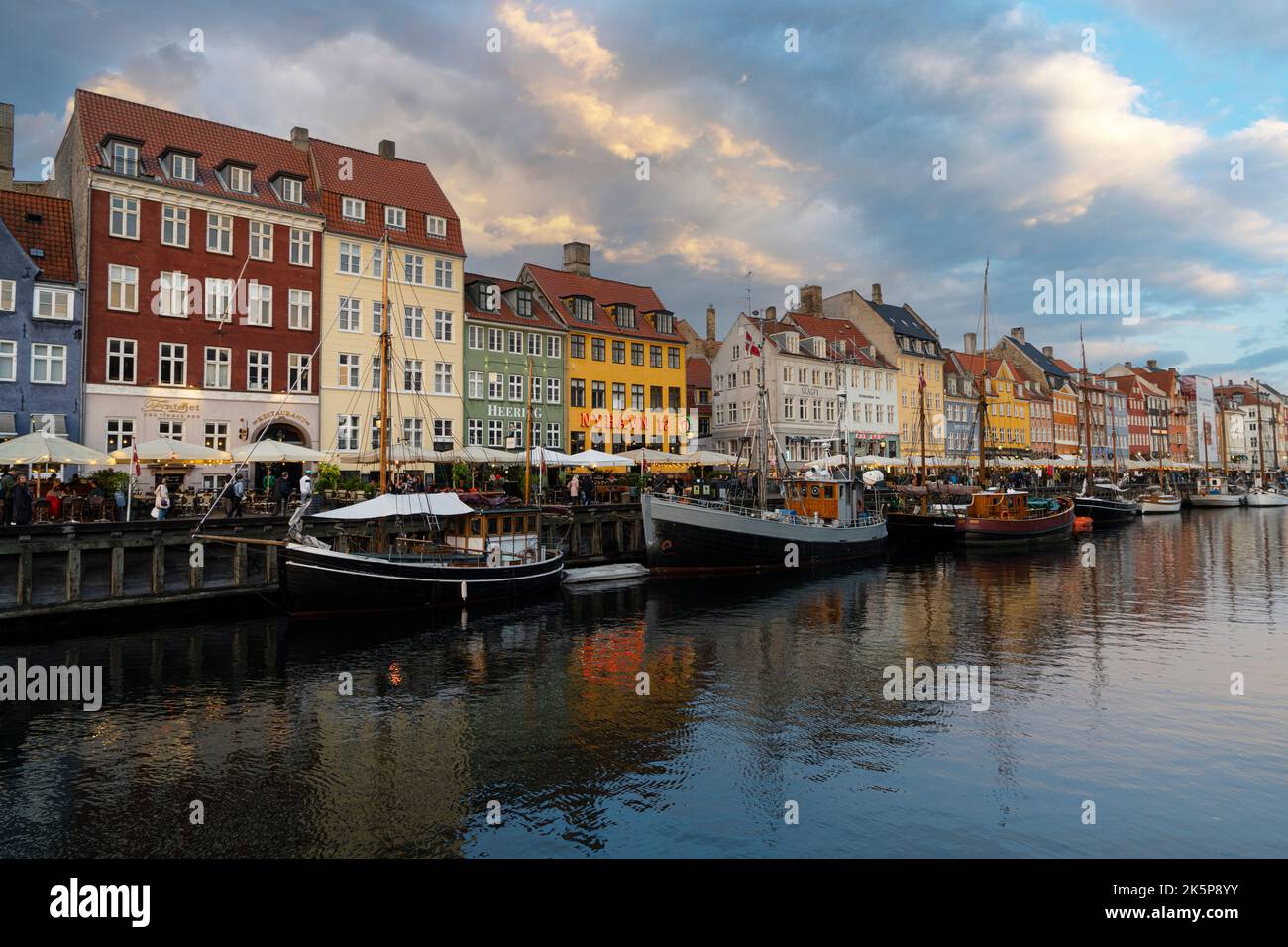 Copenhague, Danemark. Octobre 2022. Les maisons colorées des 17th et ...