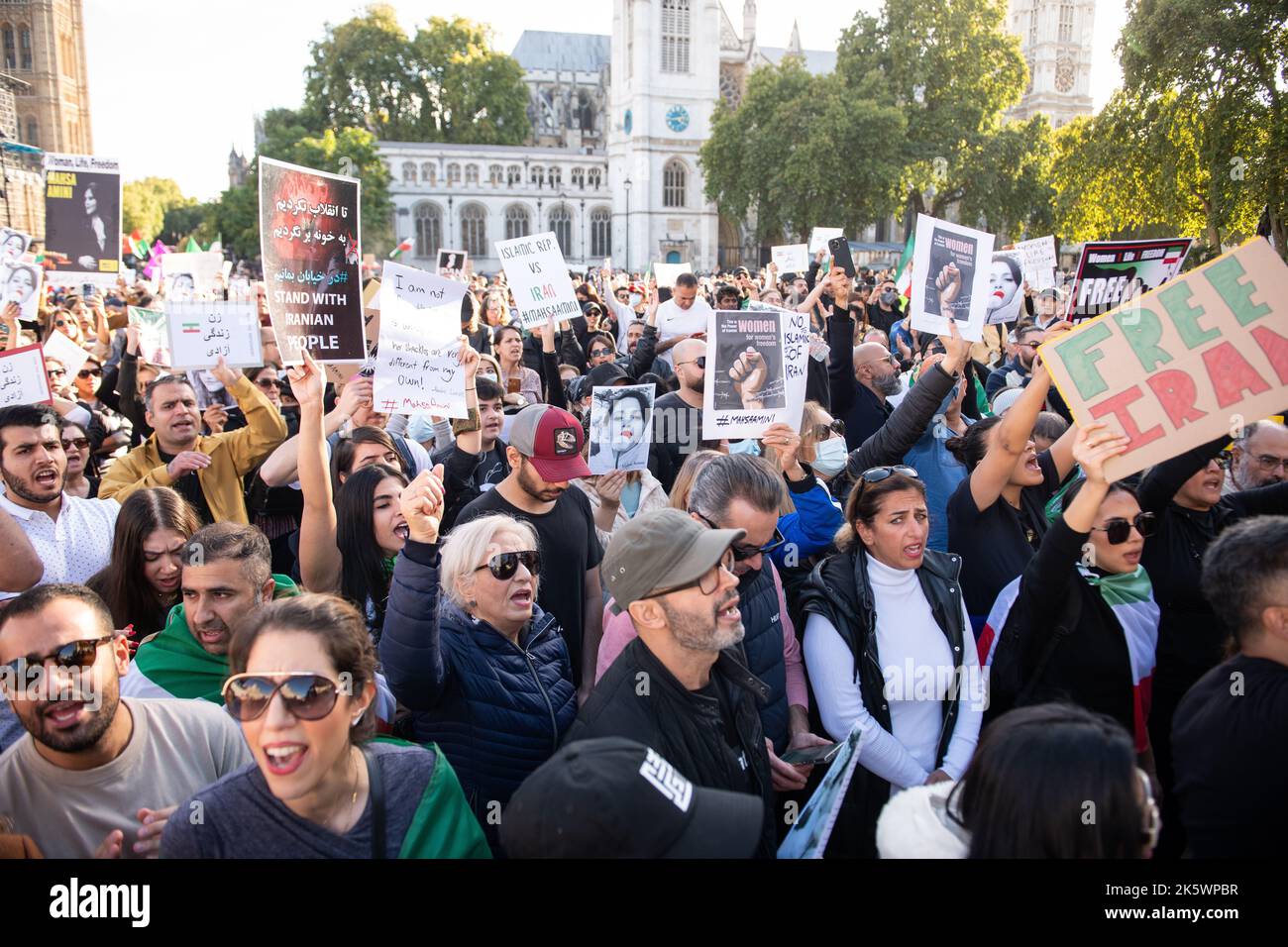Mahsa amini manifestation Banque de photographies et d’images à haute résolution - Alamy