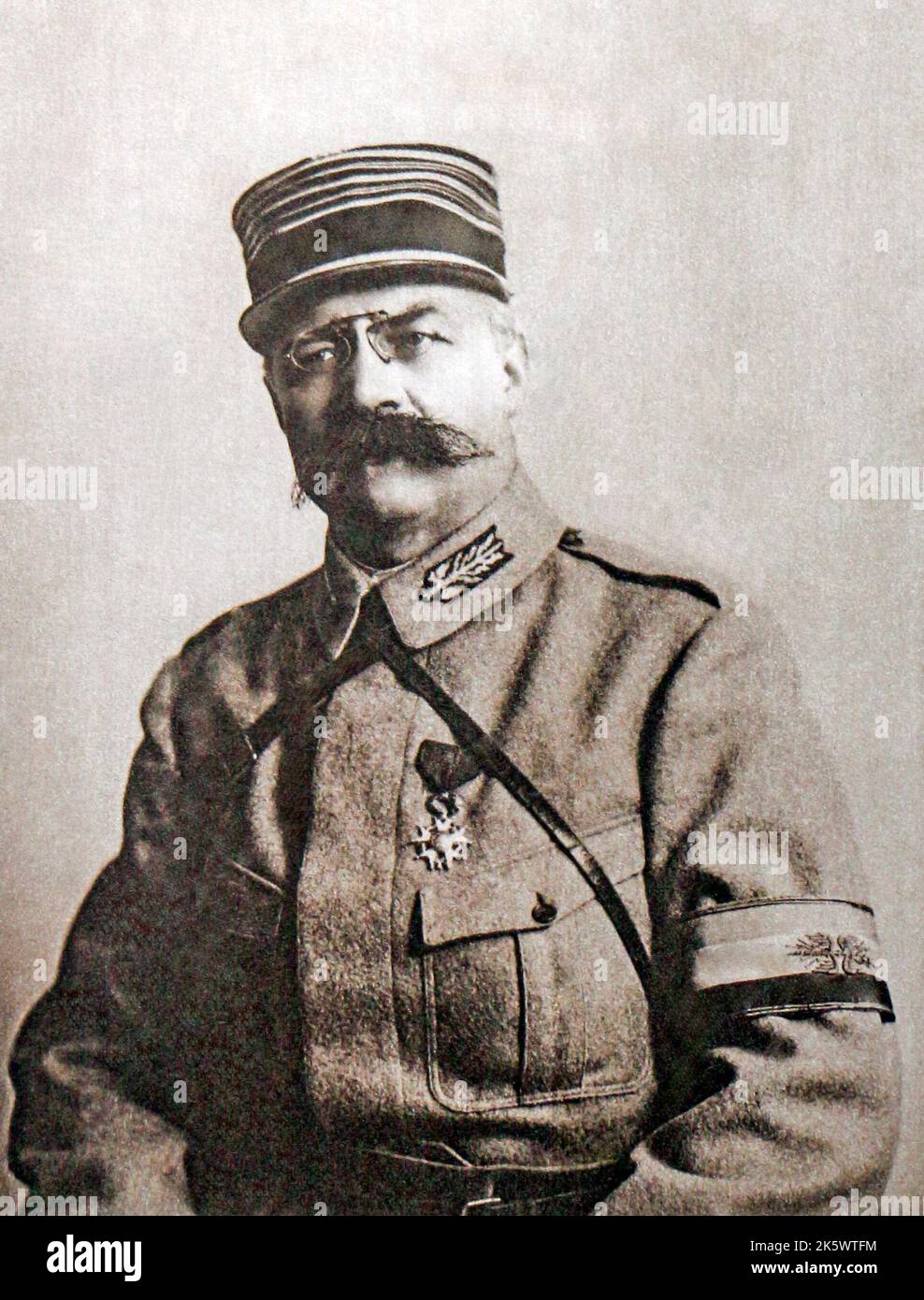 Image de la guerre Banque de photographies et d’images à haute ...