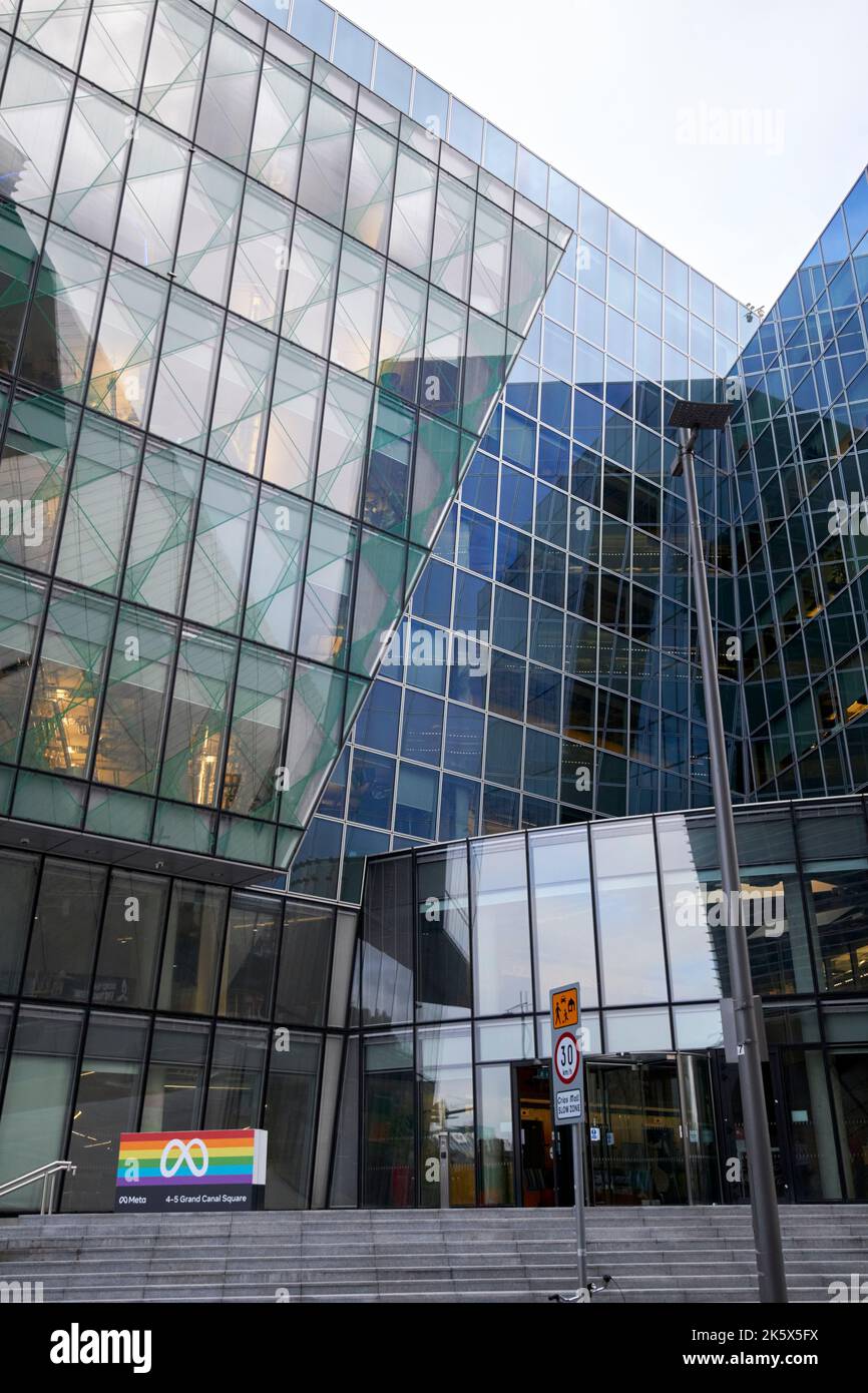 Facebook dublin Banque de photographies et d’images à haute résolution ...