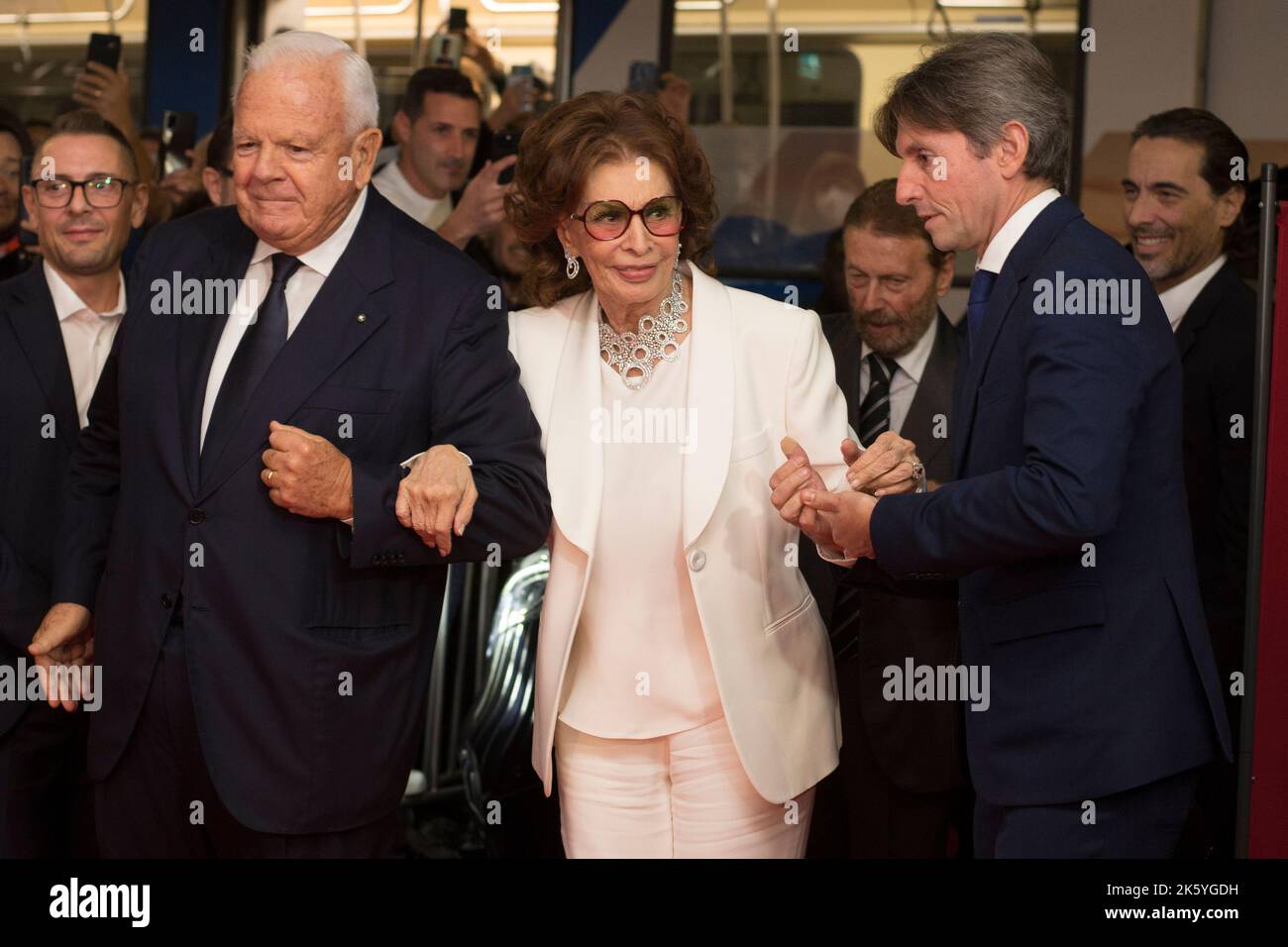 Sophia loren milano Banque de photographies et d’images à haute ...