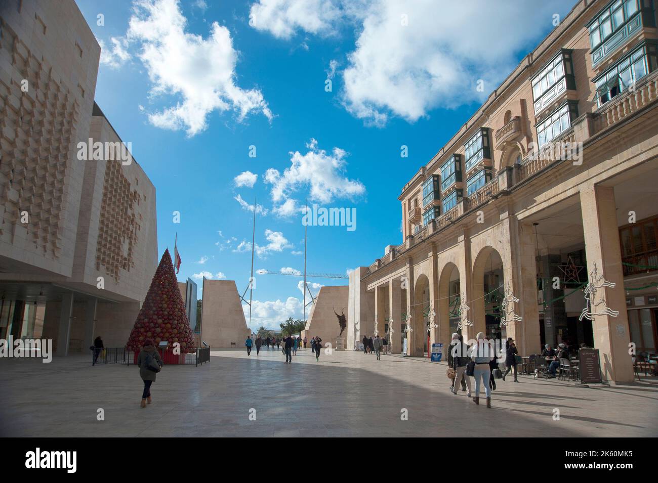La Valette, capitale de la Culture 2018, porte de la Valette, atelier ... La Valette, capitale de la Culture 2018, porte de la Valette, atelier ...