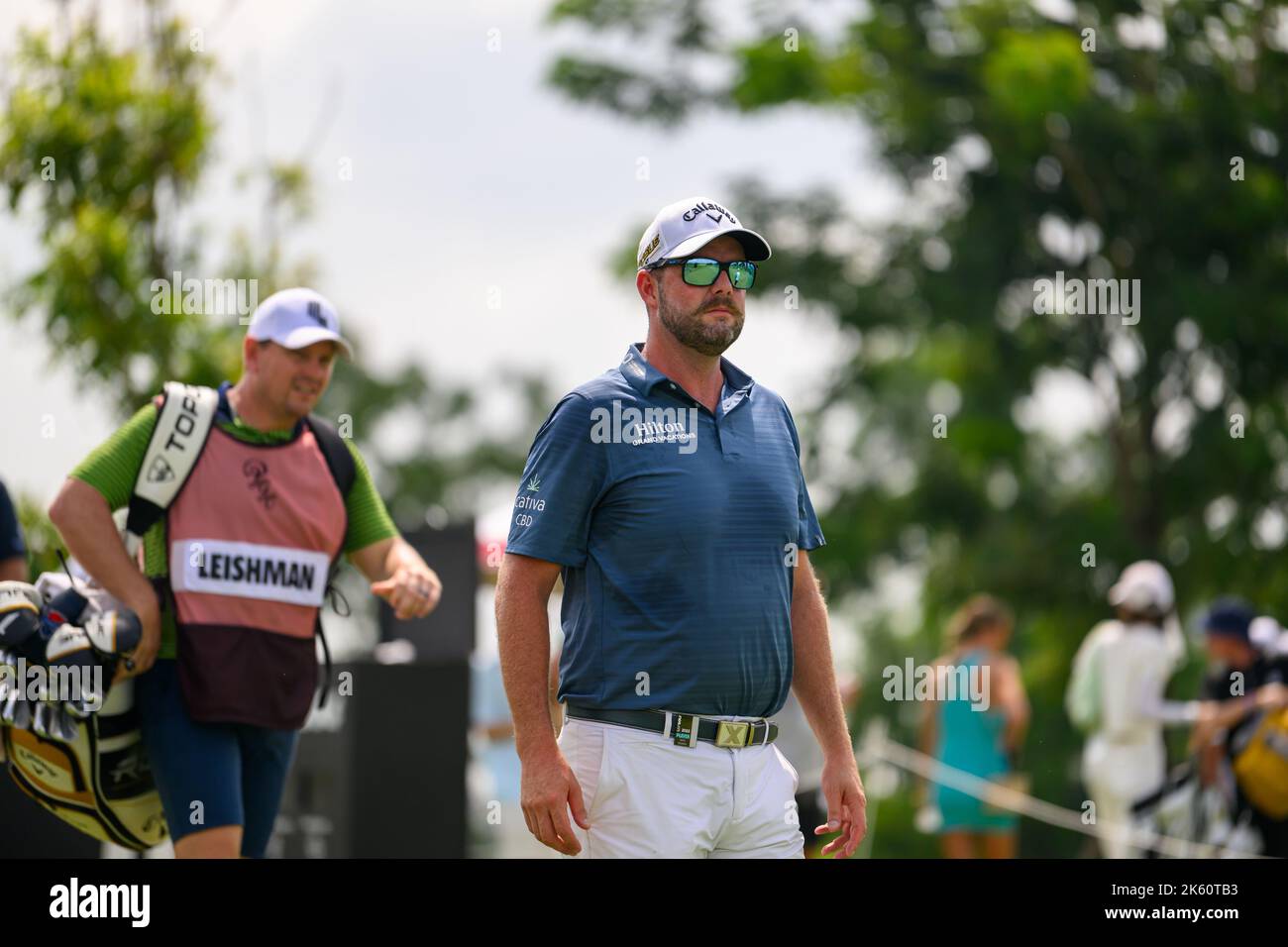 Marc Leishman, d'Australie, part du tee 8 lors de la dernière partie du ...