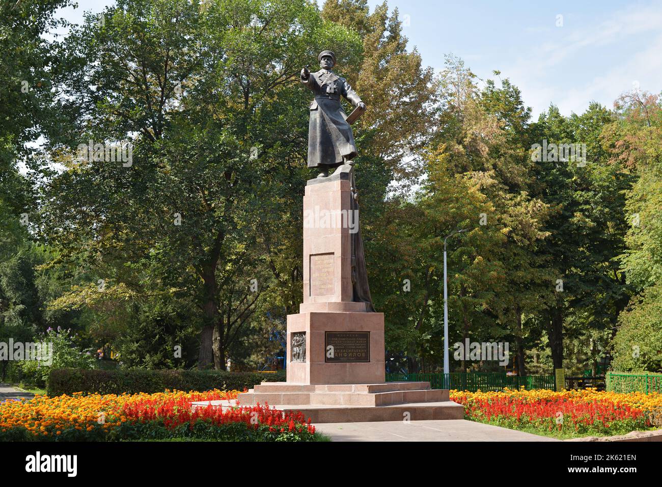 Bichkek, Kirghizistan - 11 septembre 2022 : monument d'Ivan Panfilov ...