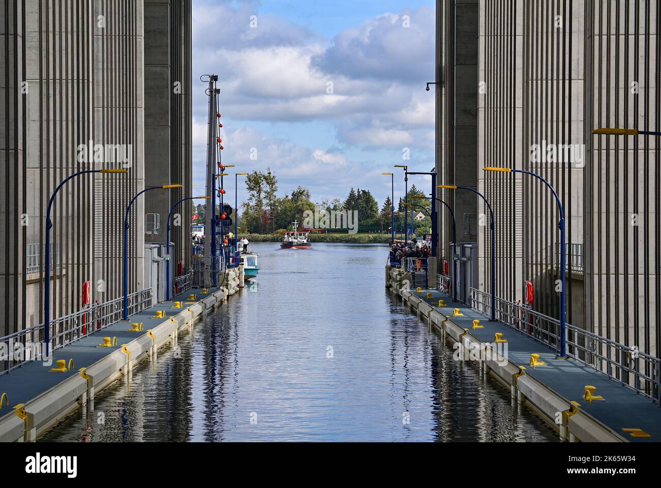 Niederfinow, Allemagne. 04th octobre 2022. Le nouveau pont élévateur ...