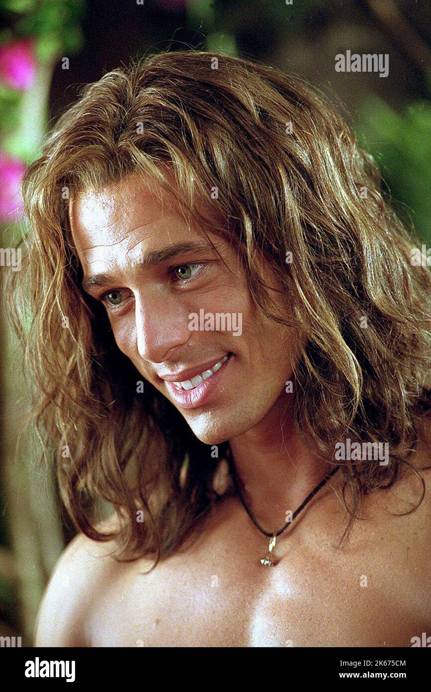 George of the jungle 2 Banque de photographies et d’images à haute ...