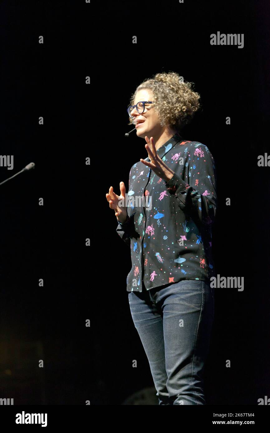Balances dr helen Banque de photographies et d’images à haute ...