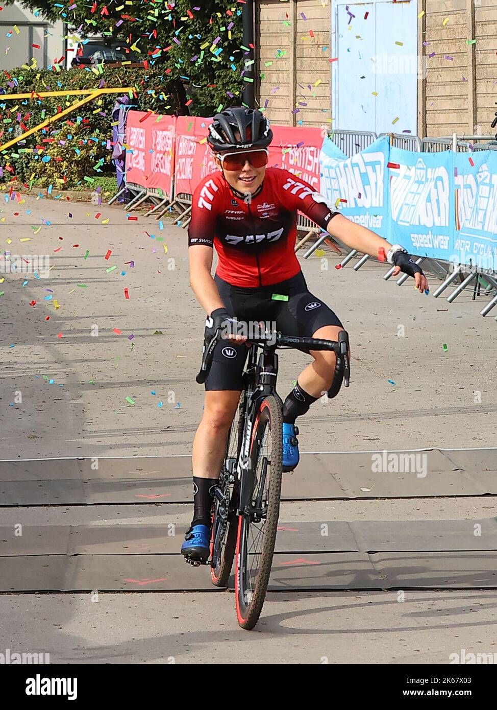 09.10.2022 Derby, Angleterre. Cyclocross. Anna Kay (777) sur le chemin ...