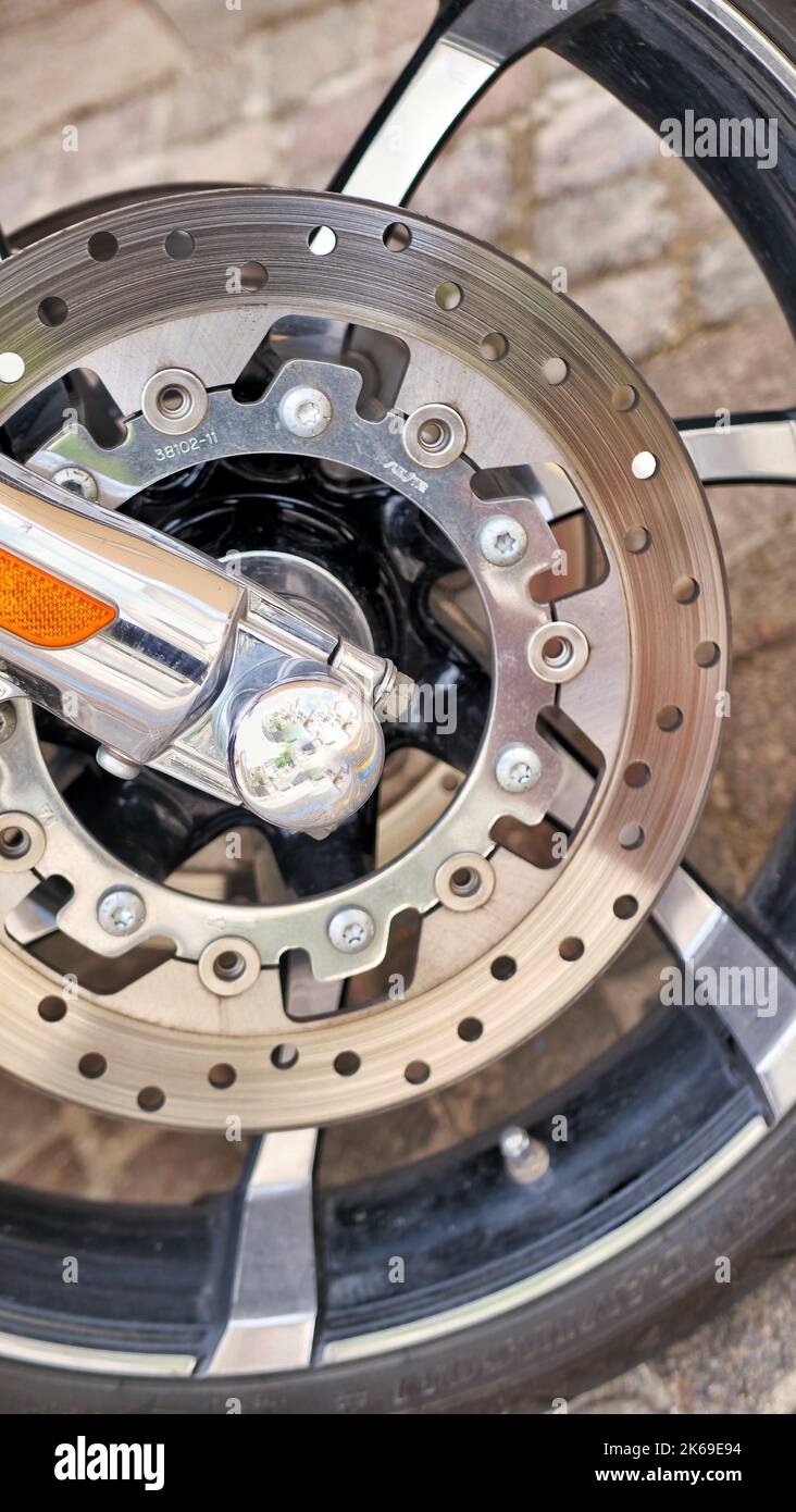 Motorbike front disc brakes Banque de photographies et d’images à haute ...