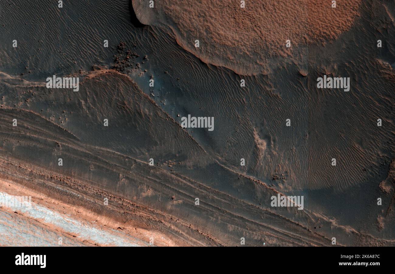 L'une des zones les plus en évolution sur Mars sont les bords abrupts ...