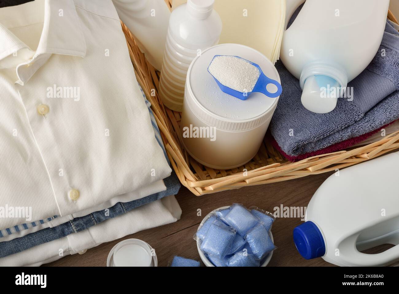 Liquid laundry detergents Banque de photographies et d’images à haute ...