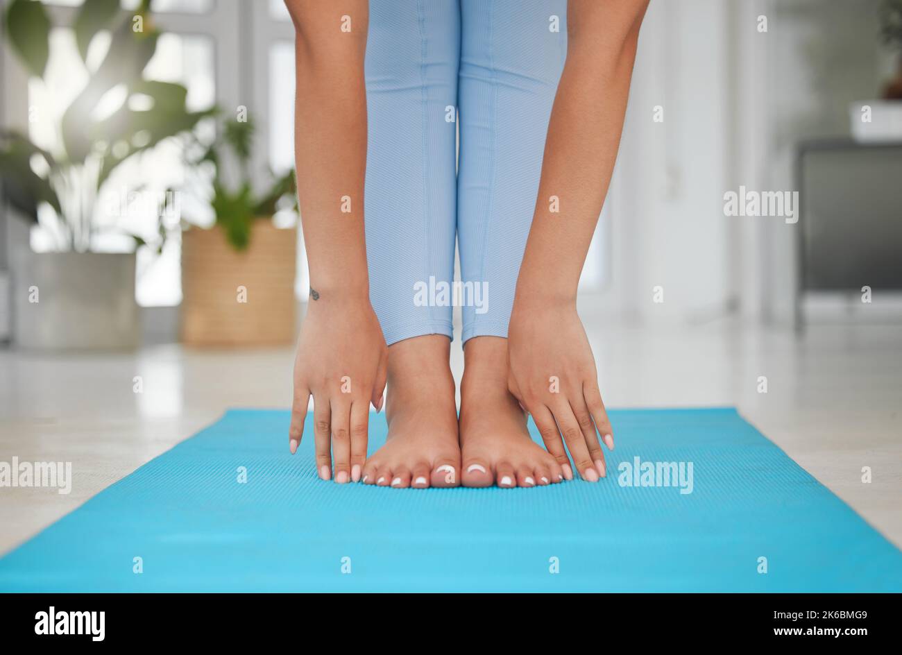 Femme souple Banque de photographies et d’images à haute résolution - Alamy