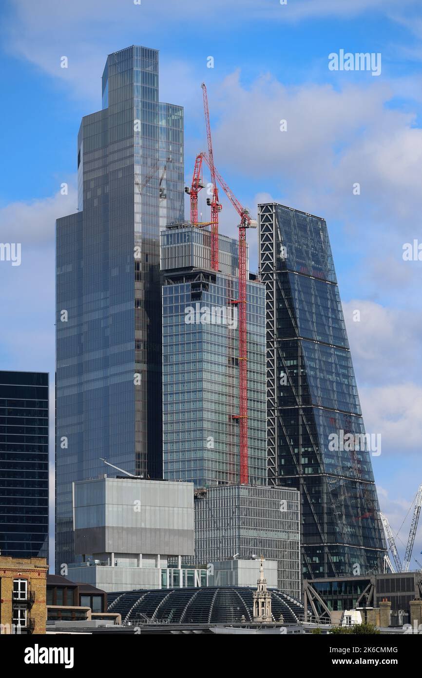 Vue sur les gratte ciel du quartier financier Banque de photographies ...