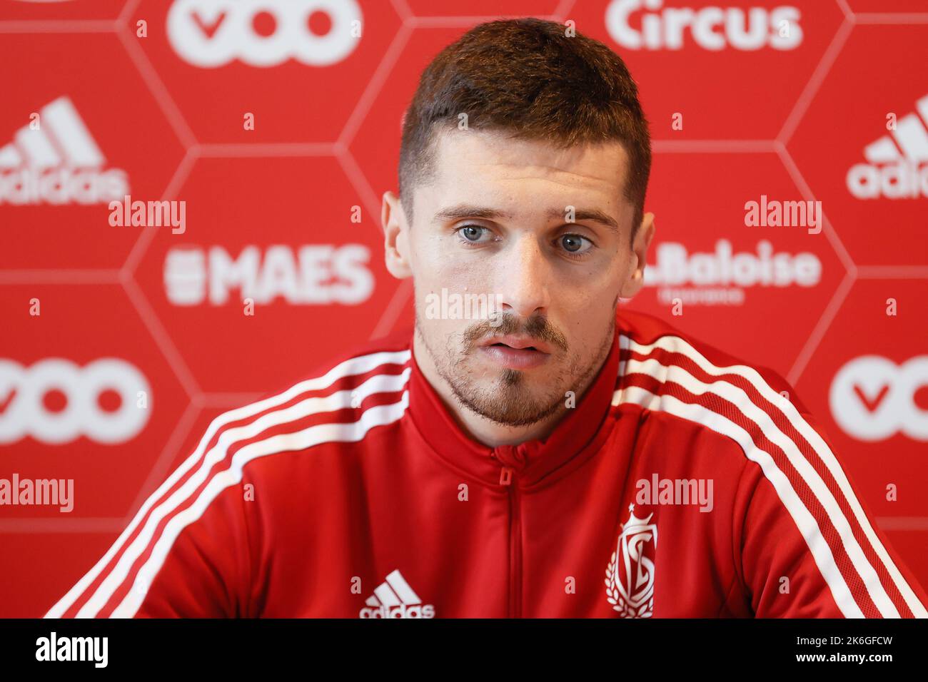Liège, Belgique, 14/10/2022, Gojko Cimirot de Standard photographié ...