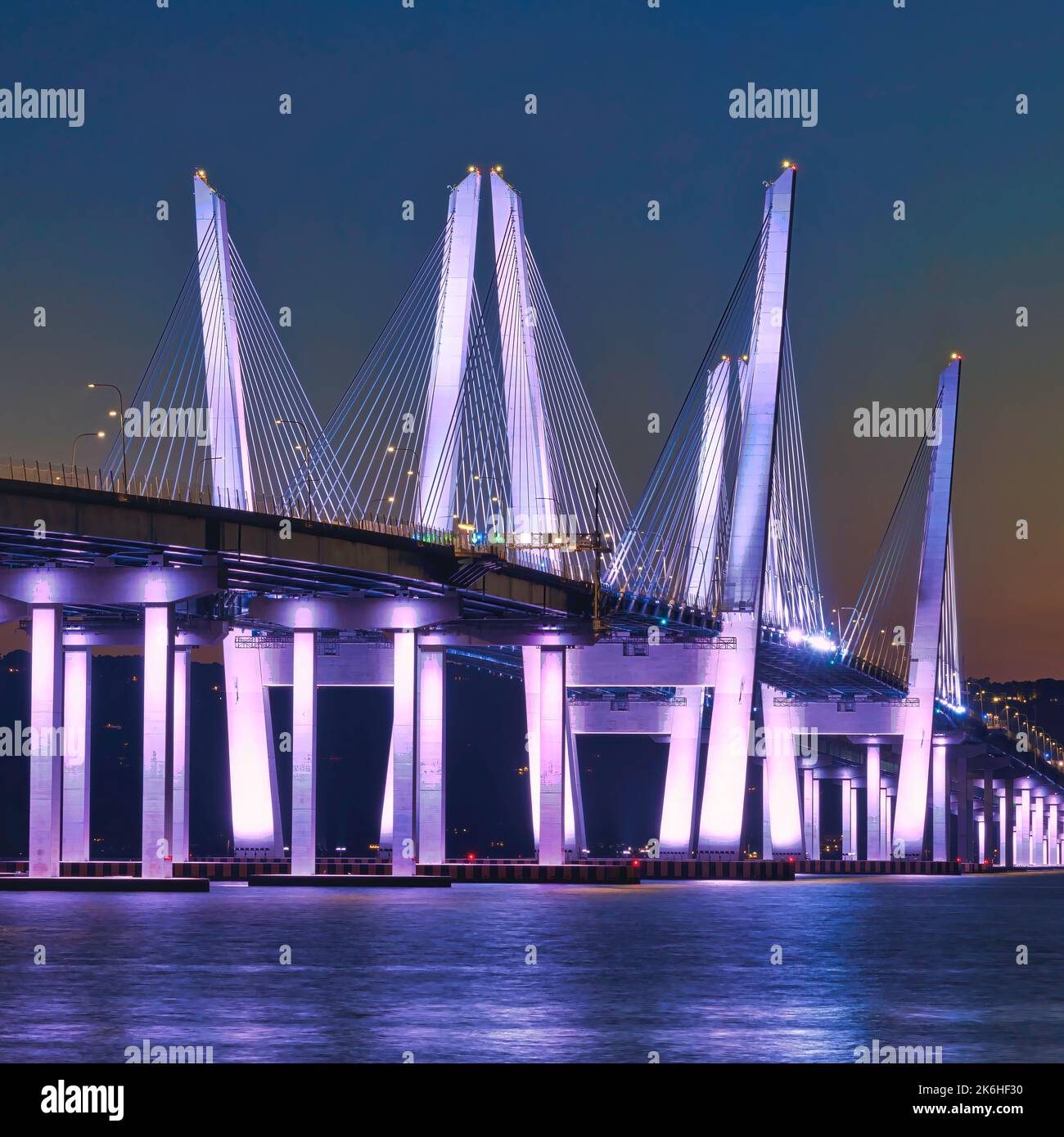 Gouverneur mario m cuomo bridge Banque de photographies et d’images à ...