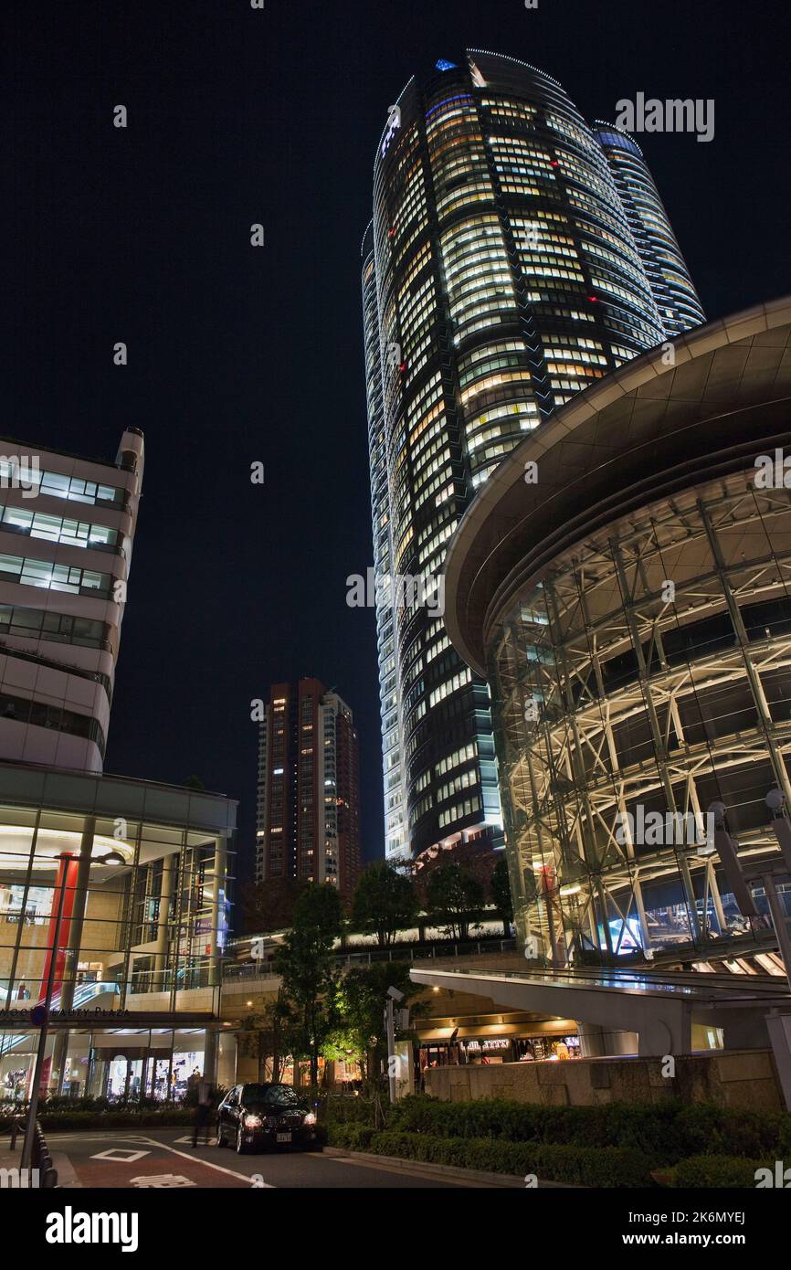 Roppongi hills complex Banque de photographies et d’images à haute ...