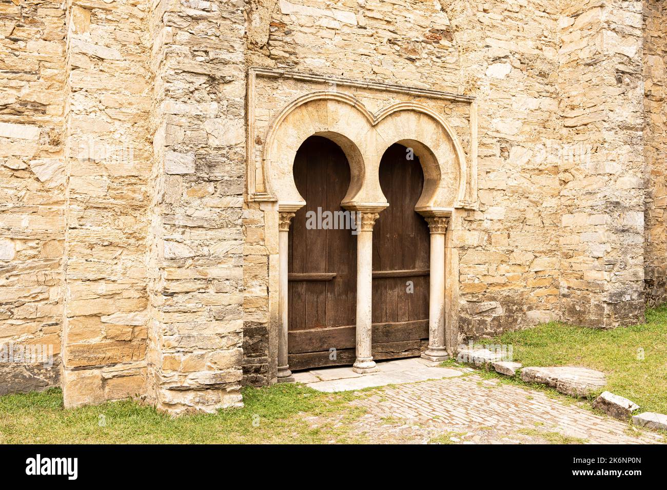 Mozarabic window Banque de photographies et d’images à haute résolution ...