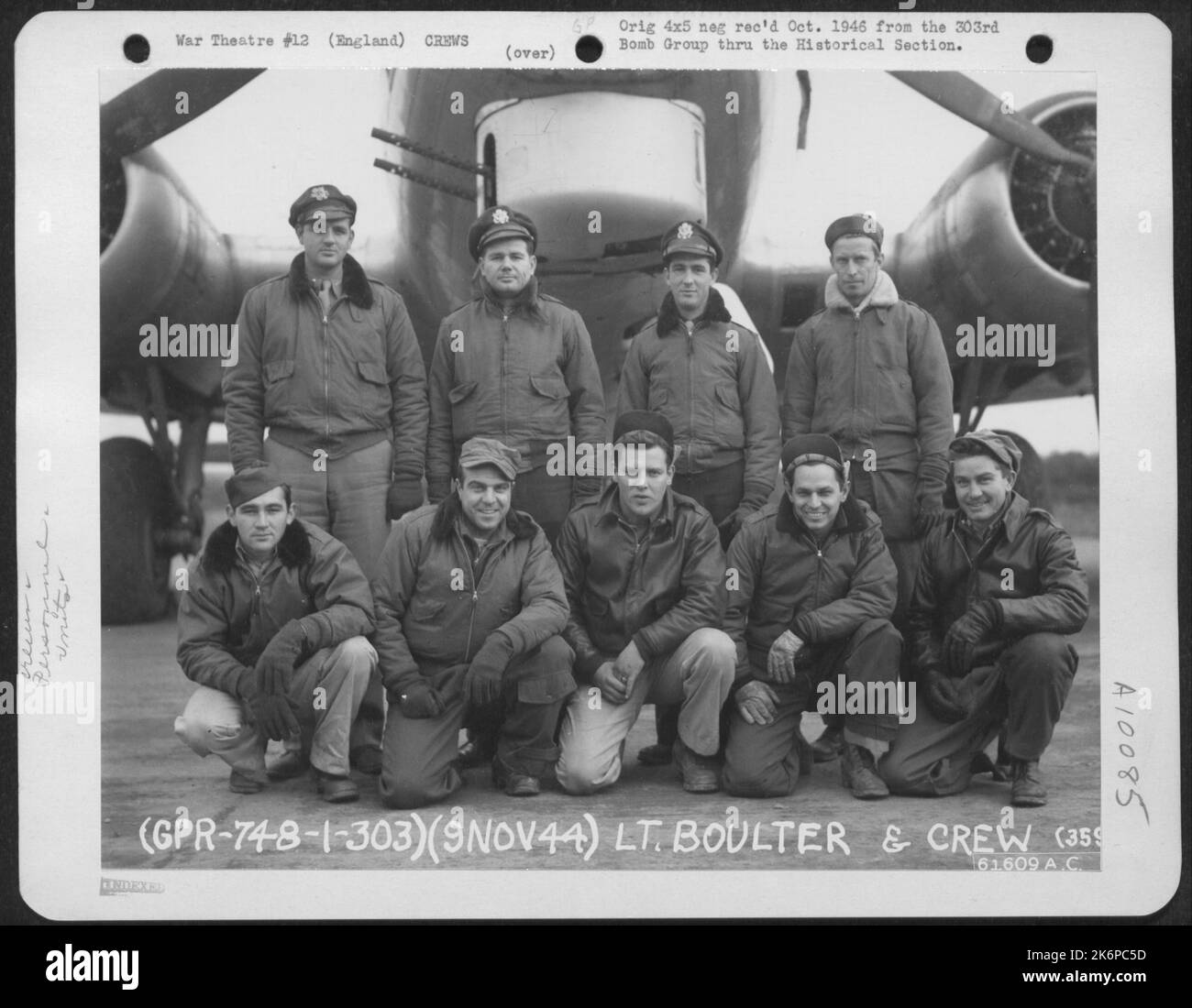 Le lieutenant Boulter et l'équipage du 359th Bomb Squadron, 303rd Bomb ...