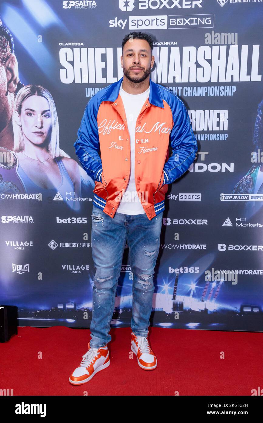 Warren russell Banque de photographies et d’images à haute résolution ...