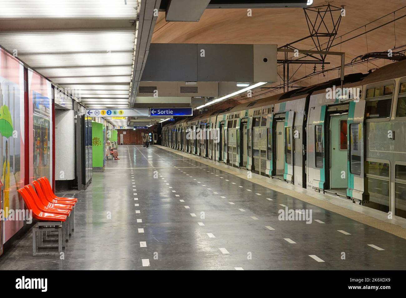 Paris, RER A Station Nation // Paris, RER A Station Nation Photo Stock ...