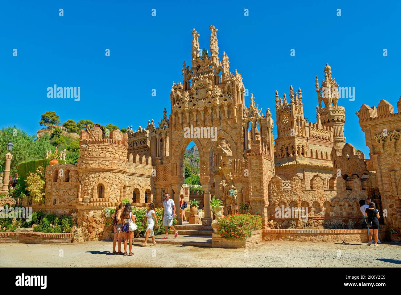 Castillo de Colomares à Benalmadena sur la Costa del sol, un monument ...