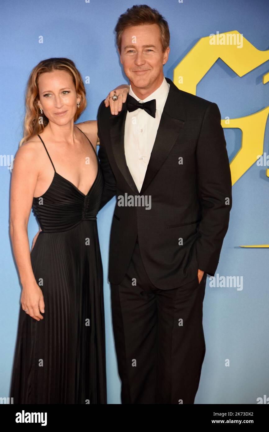 Shauna robertson edward norton Banque de photographies et d’images à ...