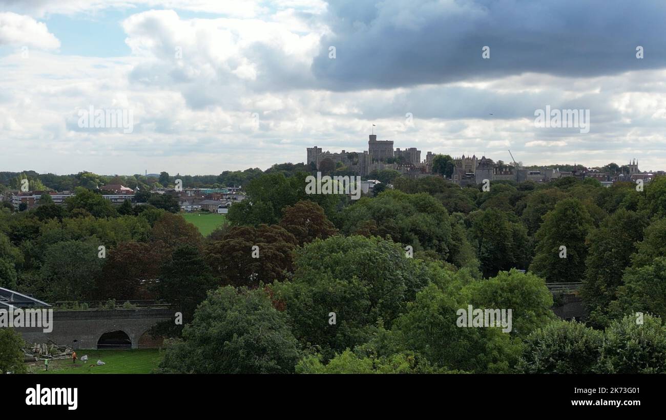 An aerial view of windsor castle Banque de photographies et d’images à ...