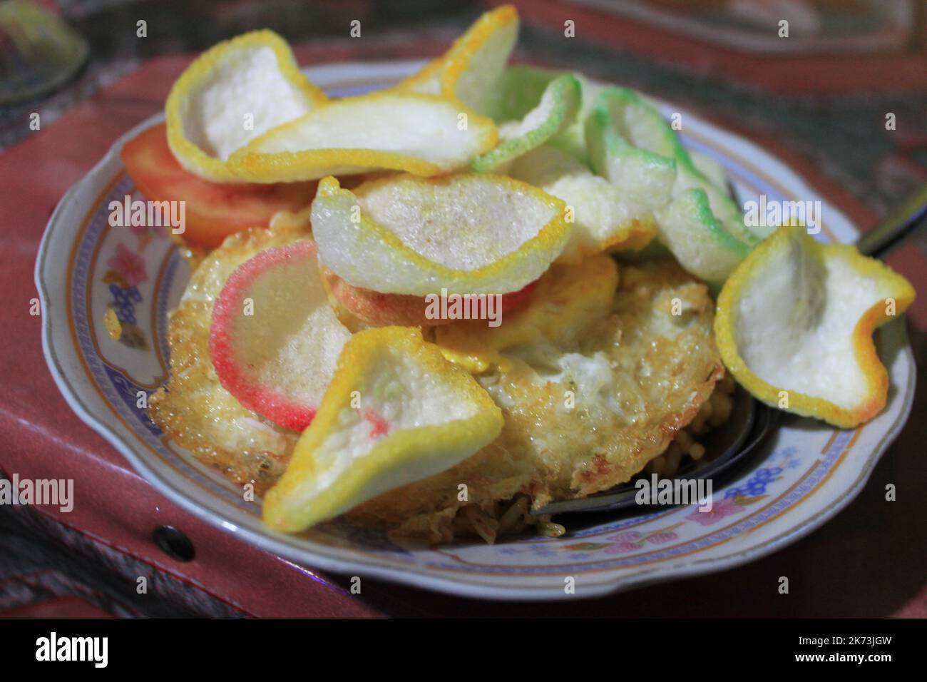 Craquelins de riz au piment Banque de photographies et d’images à haute ...