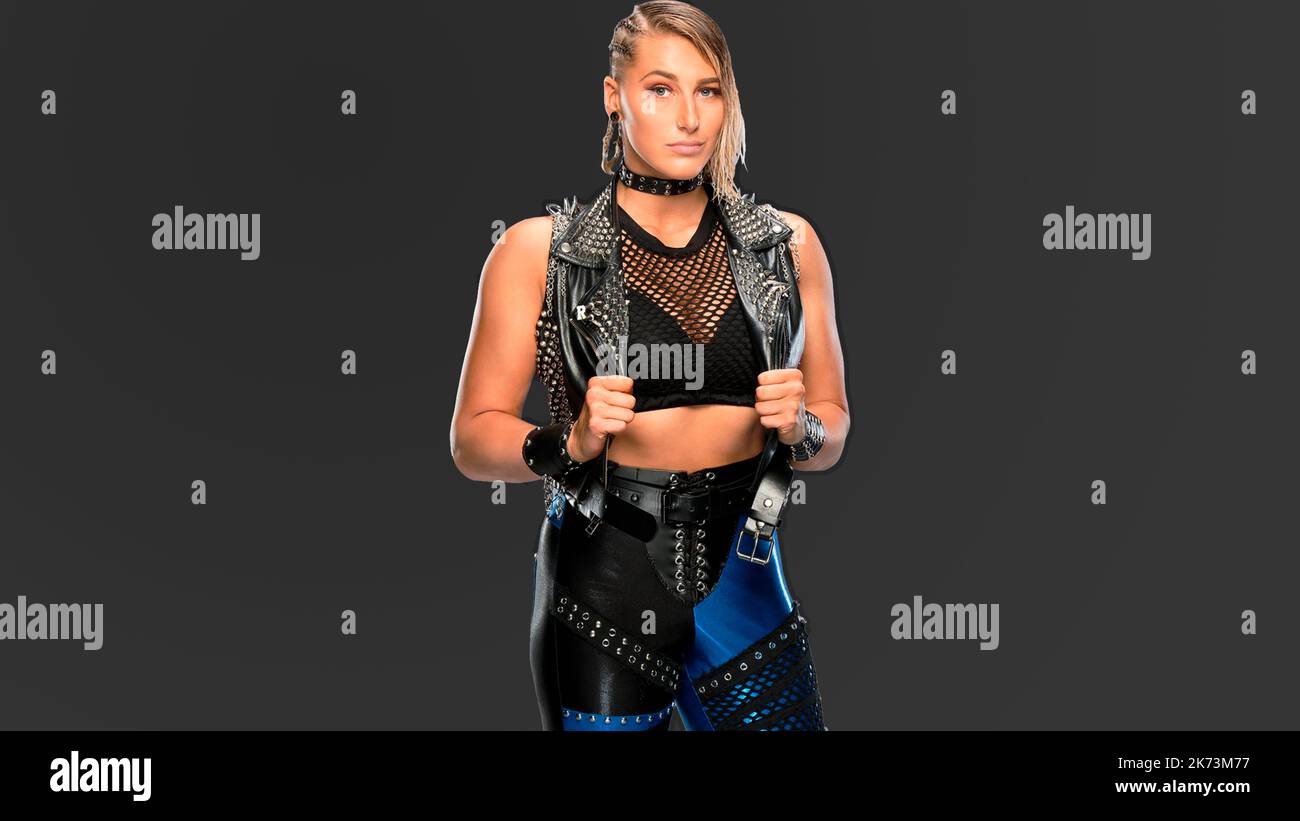 Rhea ripley Banque de photographies et d’images à haute résolution - Alamy