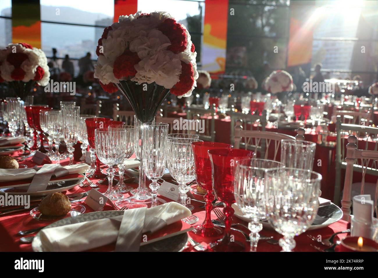 Gala de la croix rouge monaco Banque de photographies et d’images à ...