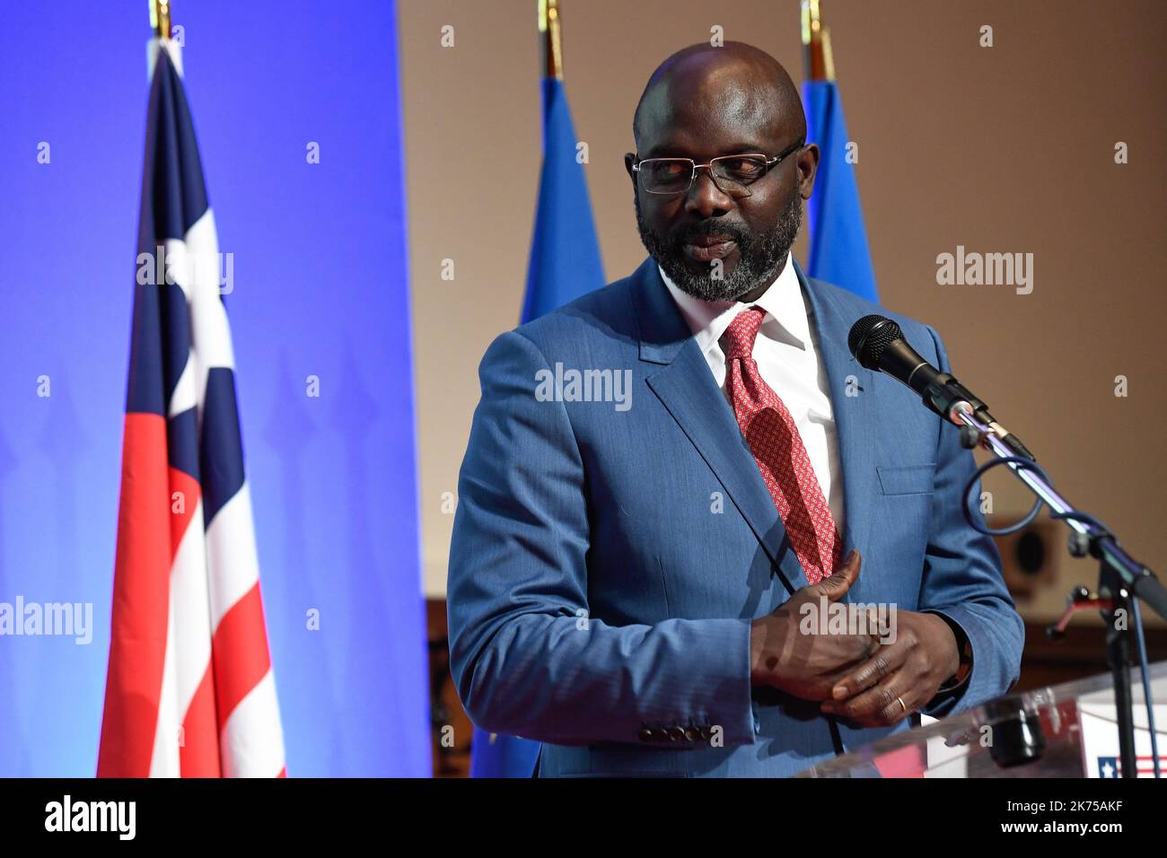 George Weah, ancien footballeur et nouveau président de la république ...