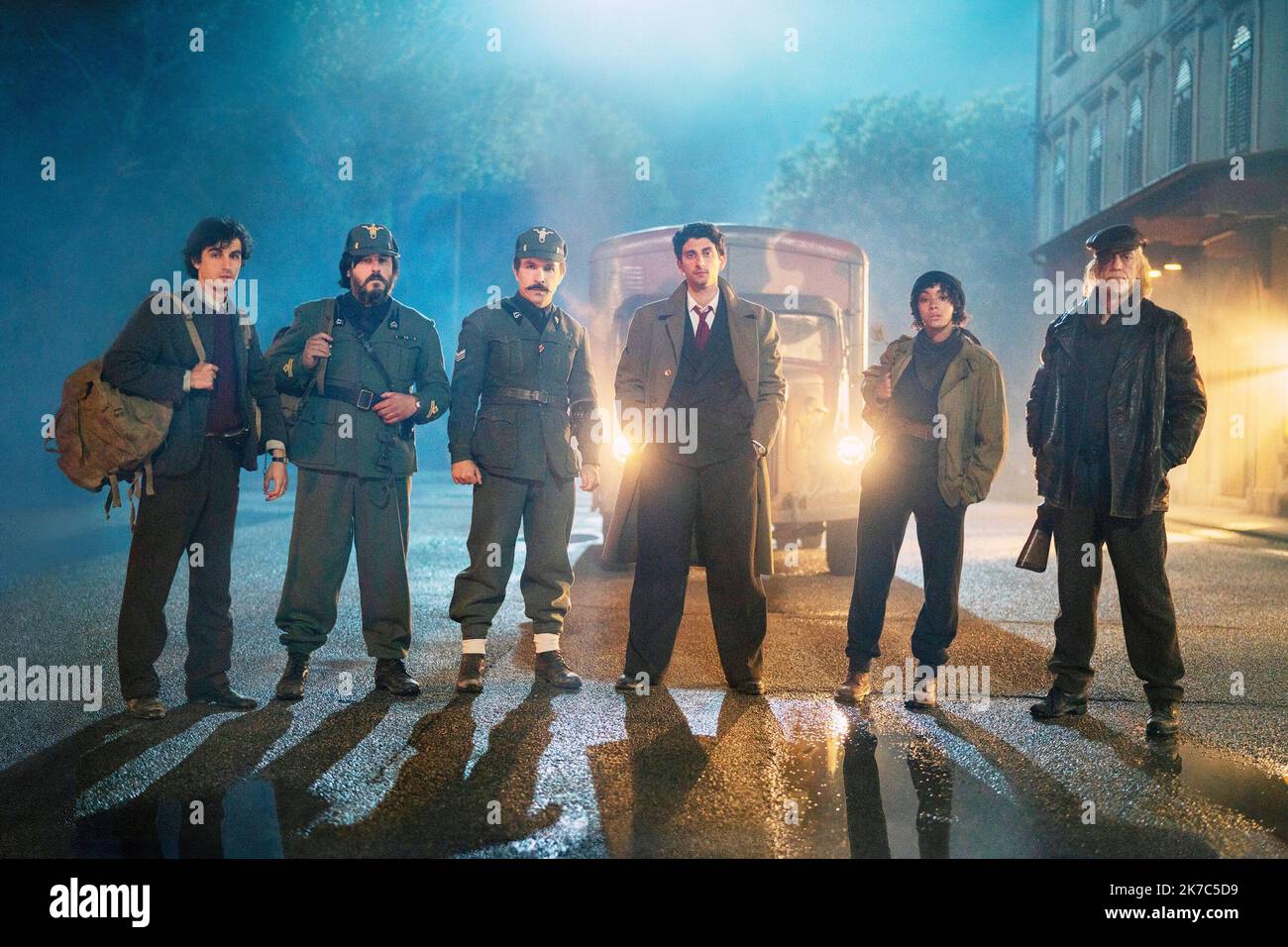 ROBBING MUSSOLINI, (alias RAPINIAMO il DUCE), de gauche à droite: Luigi ...