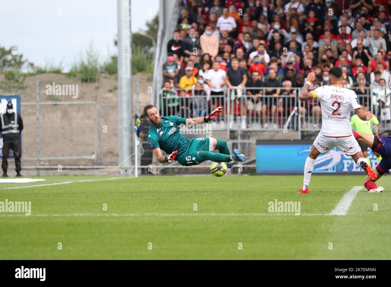 Thierry LARRET / MAXPPP. Football. Ligue 1 Uber Eats. Clermont foot 63 vs football Club de Metz ...