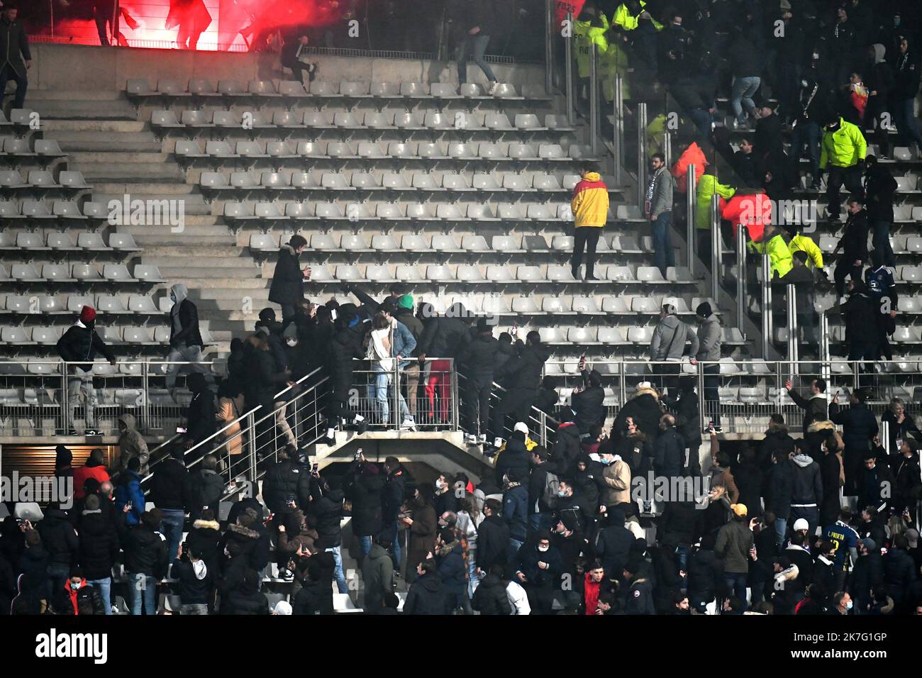 Panic movement Banque de photographies et d’images à haute résolution ...