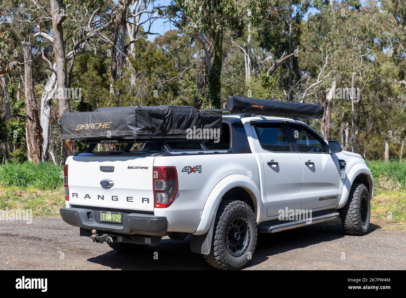 Camion sauvage ford ranger Banque de photographies et d’images à haute ...