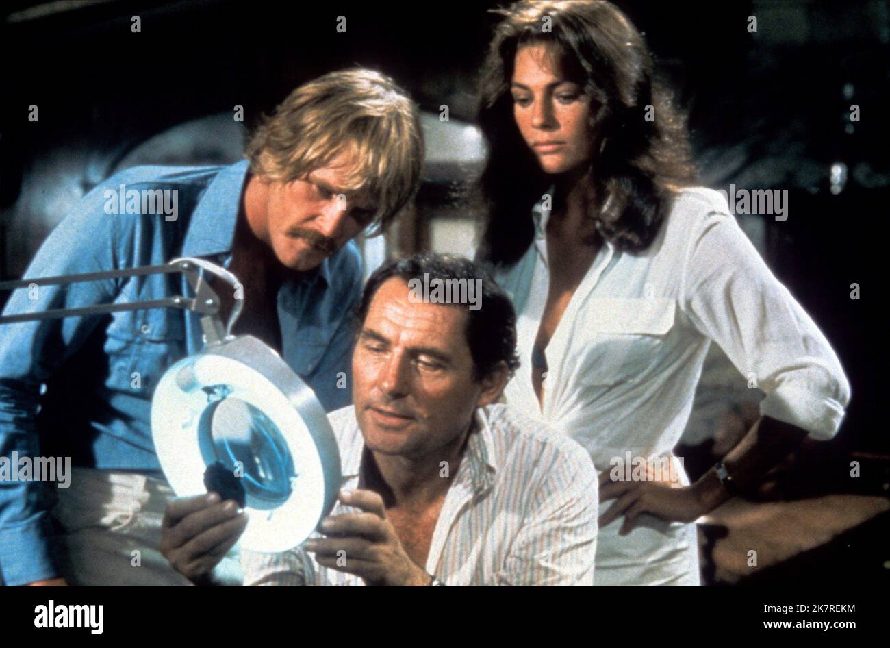 Jacqueline bisset the deep Banque de photographies et d’images à haute ...