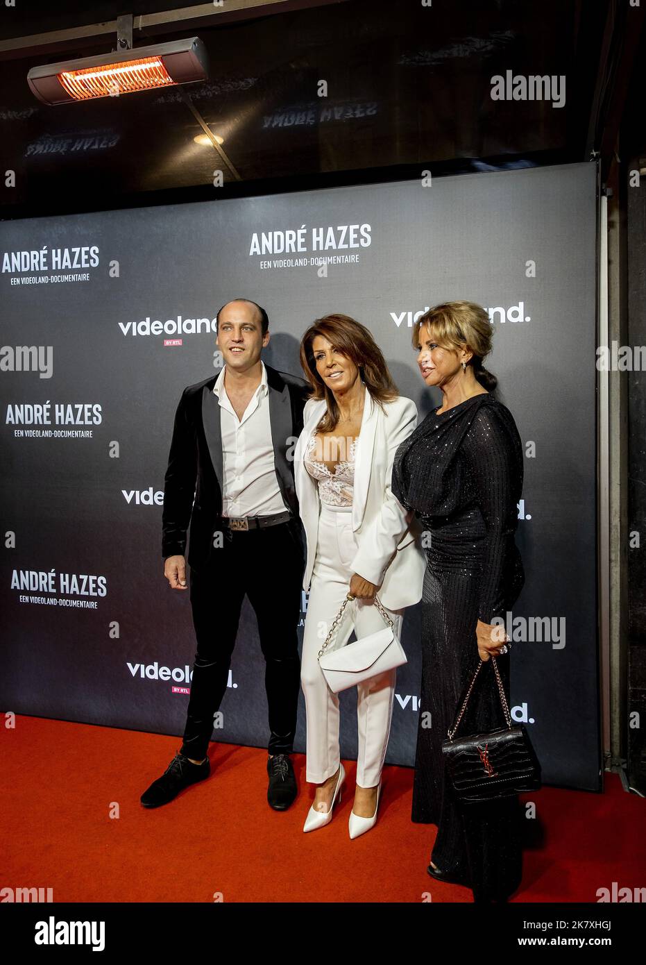 2022-10-19 19:36:20 AMSTERDAM - Rachel Hazes (M) sur le tapis rouge de la première de la série ...