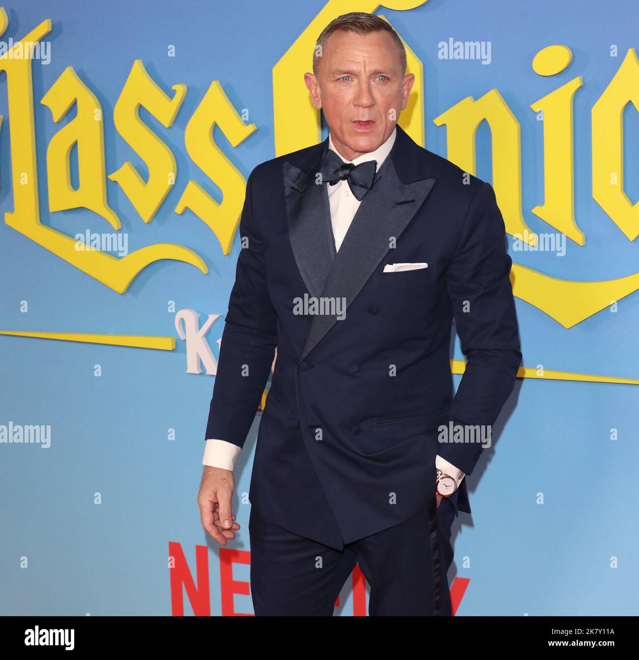 James bond daniel craig glass Banque de photographies et d’images à ...